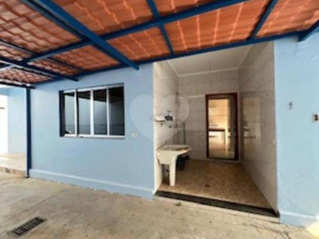Casa térrea com 4 quartos à venda em Vila Romero SP
