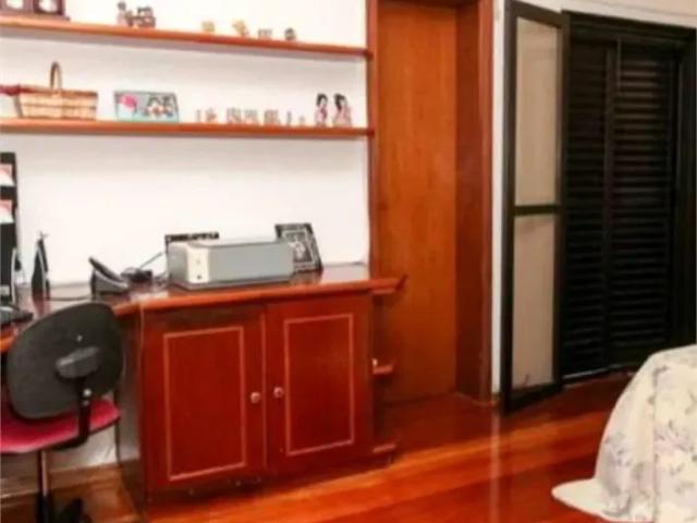 Casa térrea com 4 quartos à venda ou para locação em Vila Albertina SP