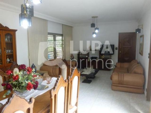 CASA TÉRREA COM 4 QUARTOS, DEPENDENCIA EMPREGADA E 4 VAGAS PARA VENDA, PARQUE NOVO MUNDO, SÃO PAULO