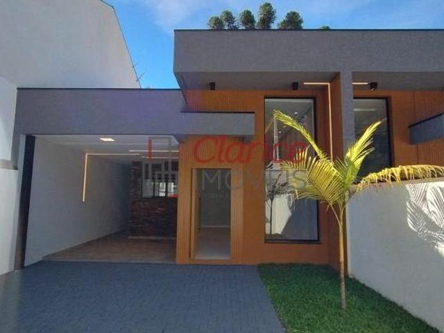 Casa Térrea com 4 quartos, sendo 1 suite