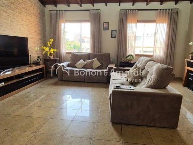 Casa Térrea com 4 Quartos, 330 m² no San Conrado