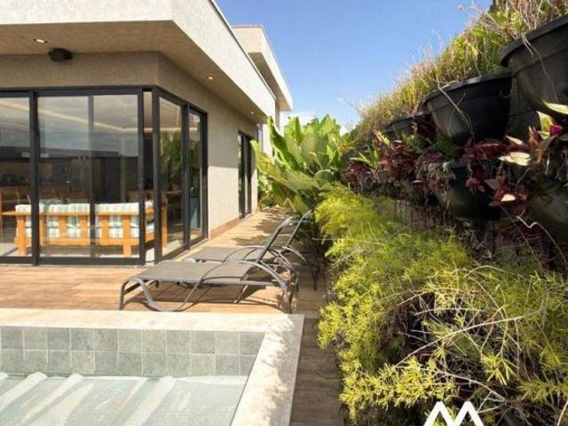 Casa térrea, com 4 suítes Condomínio Quinta do Golfe Jardins