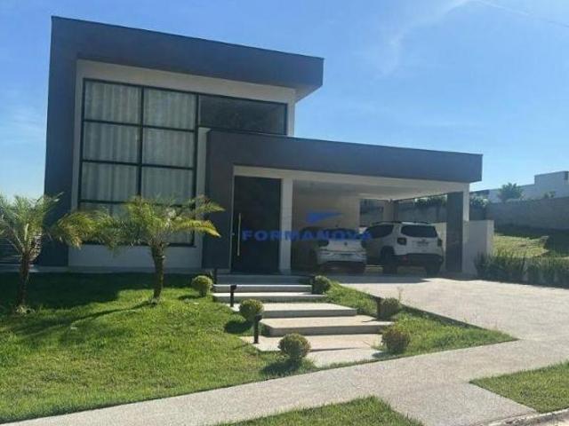 Casa Térrea com 4 Suítes à venda em Jandira/SP PORTEIRA FECHADA!