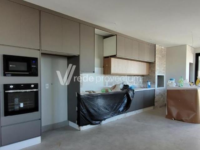 Casa terrea com 4 suítes a venda em Paulínia!