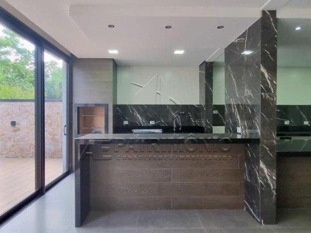 CASA TERREA COM 4 SUITES ALPHAVILLE ESPLANADA II
