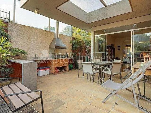 Casa térrea com 546m² de terreno 4 Dormitórios 4 Vagas Por R$ 6.749.000,00