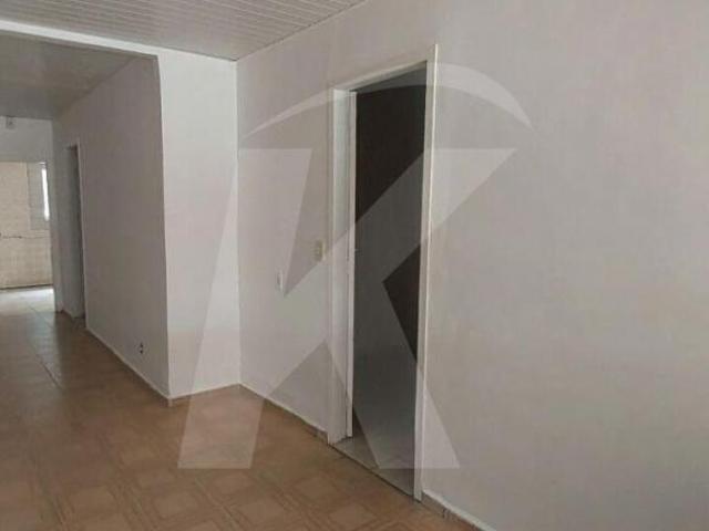 Casa Térrea com 5 dormitórios e Vagas na Vila Medeiros