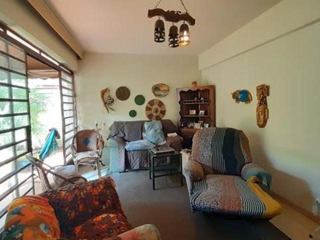 Casa Térrea com 5 Quartos à venda, 230m² Vila Inah