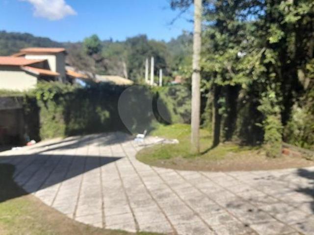 Casa térrea com 5 quartos à venda em Roseira SP