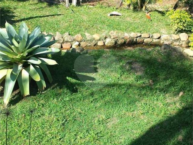 Casa térrea com 5 quartos à venda em Roseira SP