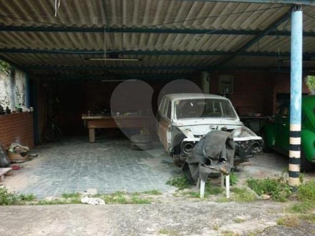 Casa térrea com 5 quartos à venda em Vila amélia SP