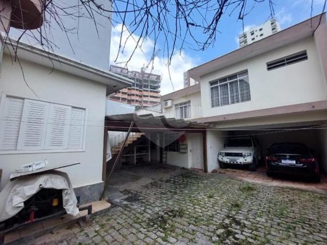 Casa térrea com 5 quartos à venda em Vila bastos SP