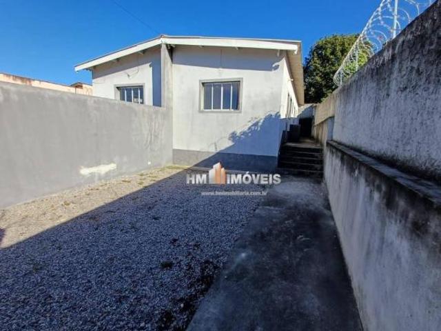 Casa Térrea com 65 m², 2 dormitórios, 1 suíte, 2 banheiros, quintal e garagem em Atibaia SP
