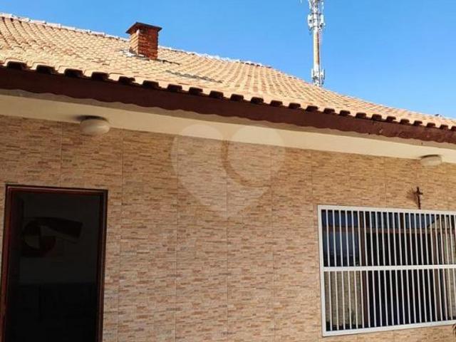 Casa térrea com 6 quartos à venda em Jardim vivan SP