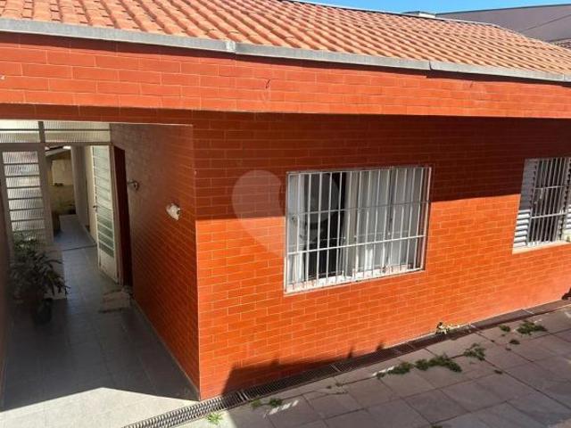 Casa térrea com 6 quartos à venda em Vila vitório mazzei SP