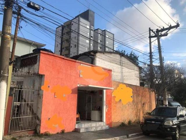 Casa térrea com 6 quartos à venda em Vila mazzei SP