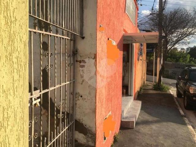 Casa térrea com 6 quartos à venda em Vila mazzei SP