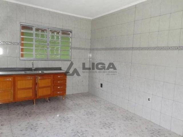 Casa térrea com conforto, espaço e excelente localização!