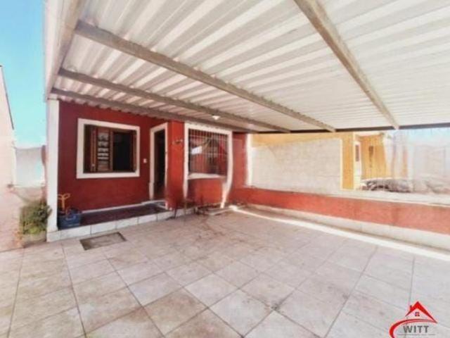 casa térrea com corredor lateral no bairro hípica