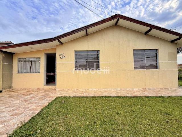 Casa Térrea com Amplo Quintal