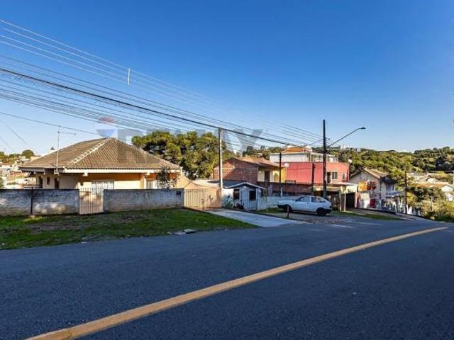 Casa Térrea com Amplo Terreno – Excelente Potencial para Construção de Sobrados