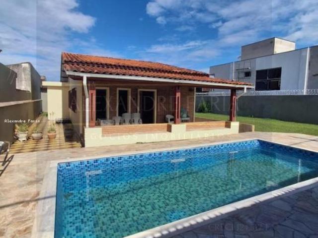 Casa térrea com amplo terreno no Porto novo, em Caraguatatuba!