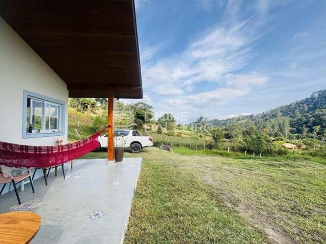 Casa térrea com alma de Mantiqueira