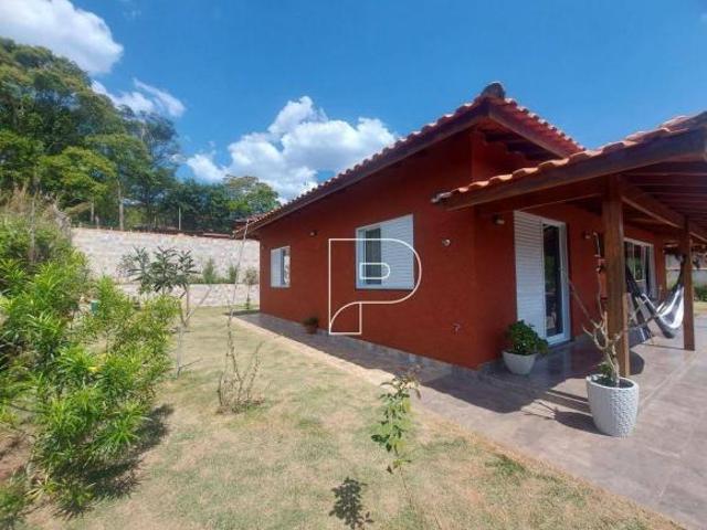 Casa Térrea com Área Gourmet e Piscina no Condomínio Los Álamos – Vargem Grande Paulista