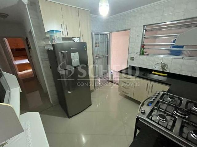 Casa Térrea com Área Gourmet Próxima ao Clube Indiano Guarapiranga
