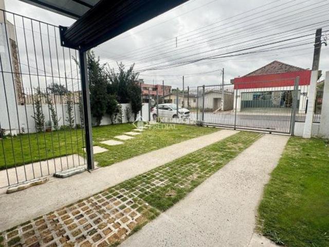 Casa térrea com assessoria de 3 quartos, sendo 2 suítes total privativo 135,60m²