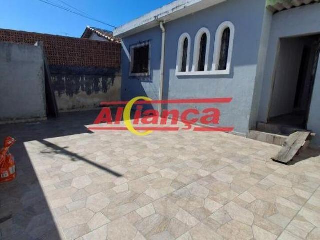 Casa Térrea com duas Casas no Jardim Vila Galvão 330m², 3 Vagas