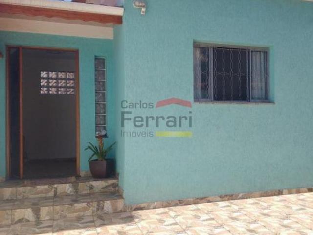 CASA TÉRREA COM EDÍCULA