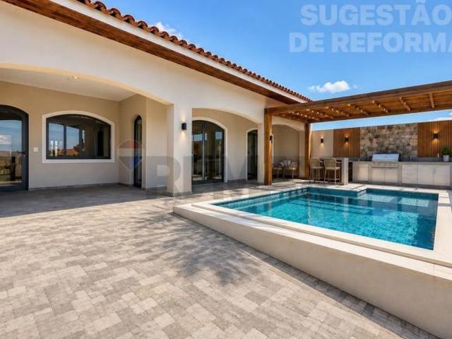 Casa Térrea com Edícula à 150 metros da Praia em Peruíbe/SP!