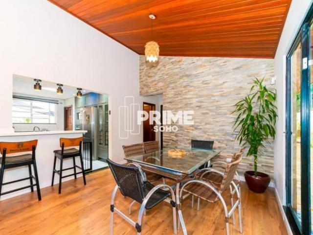 Casa Térrea com Edícula e Espaço Gourmet no Ahú