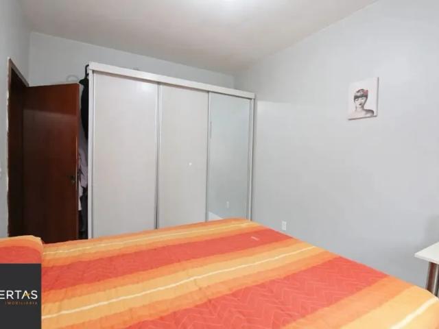 Casa térrea com edícula e salão de festas próximo ao Iguatemi