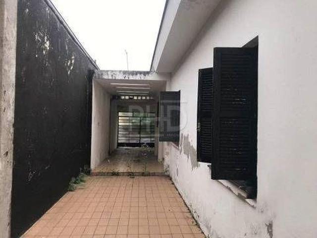 Casa Térrea com edícula Jordanopolis