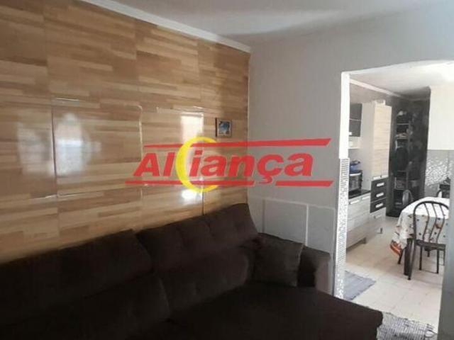 Casa térrea, com edícula nos fundos Jardim Munira Guarulhos SP