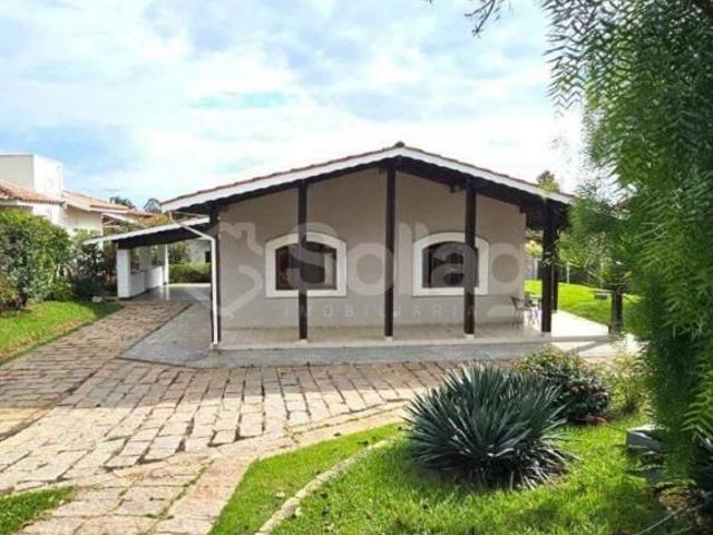Casa térrea com edícula para comprar no condomínio Vista Alegre sede na cidade de Vinhedo SP