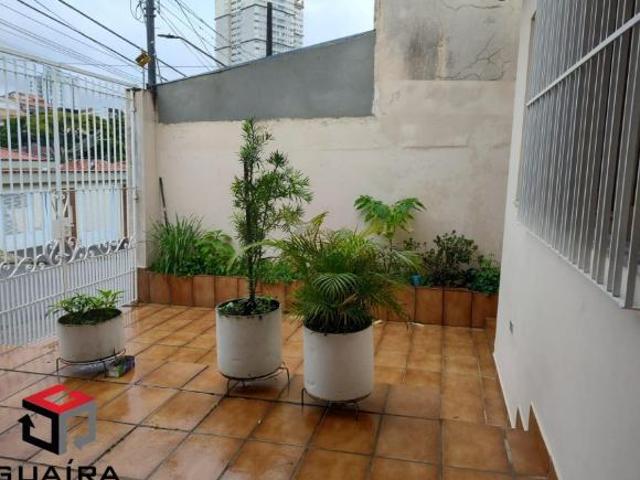 Casa térrea com edícula próxima ao PS Central