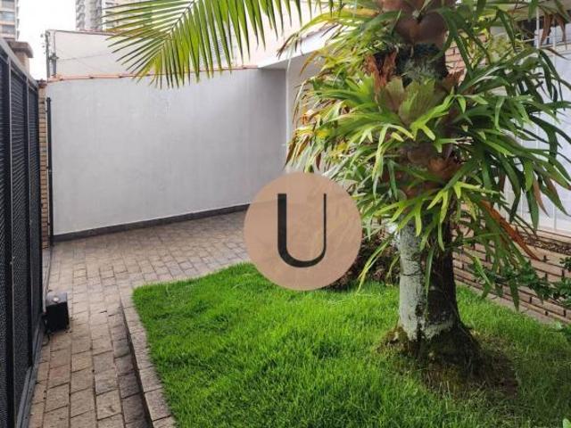 Casa térrea com excelente localização à venda, 156 m² por R$ 1.350.000 Ipiranga