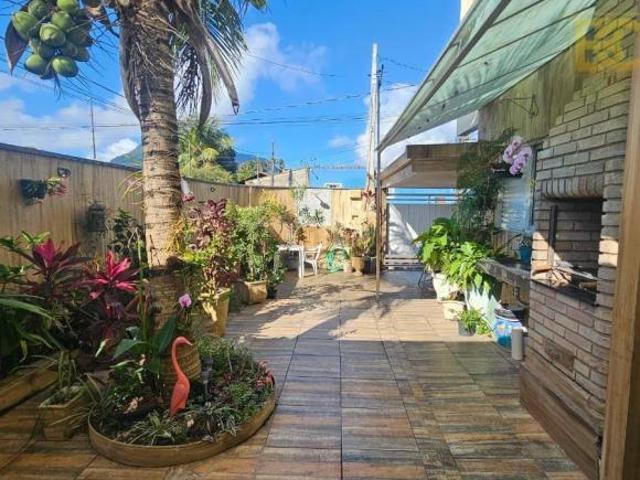 Casa térrea com excelente localização à venda Park Daville Peruíbe/SP
