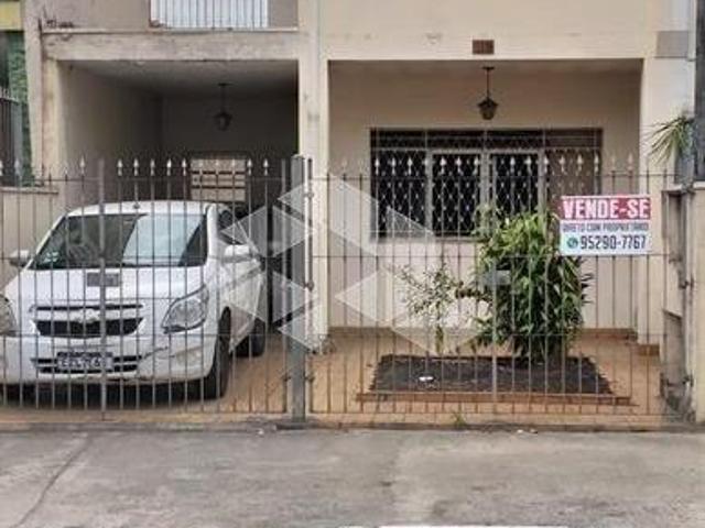 Casa térrea com excelente potencial na Casa Verde Jardim das Laranjeiras