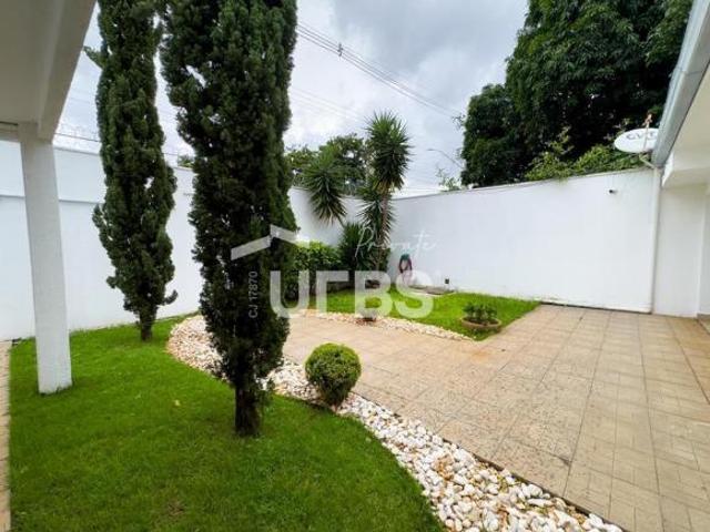 Casa Térrea com Jacuzzi 366,50 m² de 4 quartos no Setor Jardim América