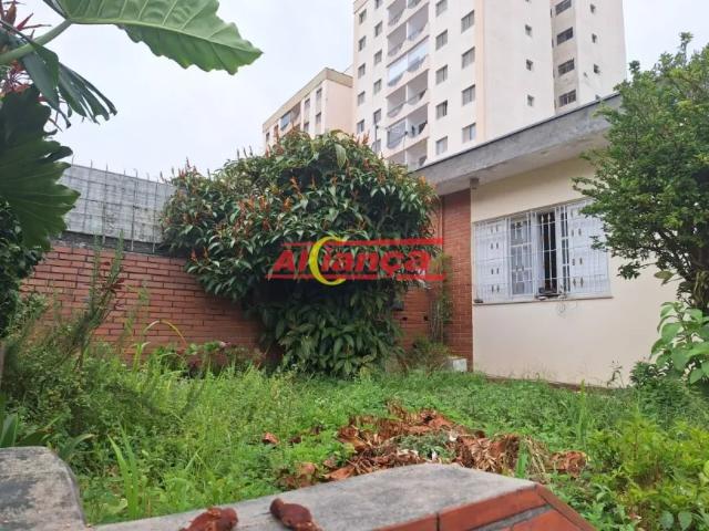 Casa Terréa com ótima Localização