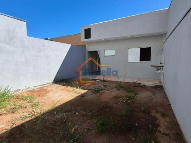 CASA TÉRREA COM SUÍTE À VENDA NO JARDIM REGINA MOGI MIRIM/SP