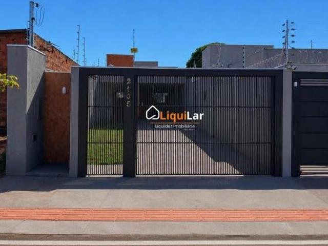 Casa Térrea com Suíte, Área Gourmet e Quintal