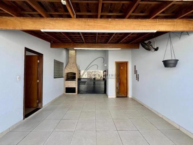 Casa térrea com suíte e área gourmet na Vila Bertini em Americana