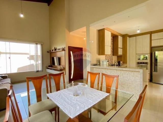 Casa térrea com suíte e closet e área gourmet com churrasqueira | Residencial do Bosque – Mogi Mirim