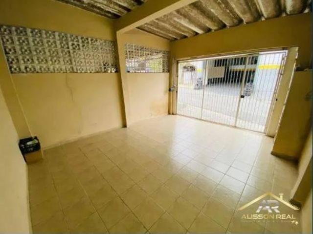 Casa Térrea com Suíte e Edícula no Jaguaribe