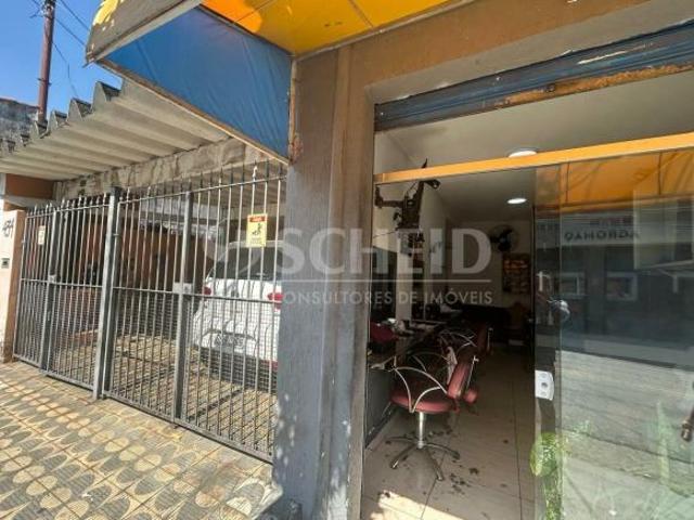 CASA TÉRREA COM POSSIBILIDADE DE INVESTIMENTO COMERCIAL E RESIDENCIAL